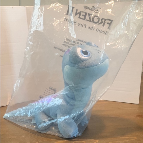 Disney | Toys | Disney Frozen 2 Ii Bruni The Fire Spirit Salamander 8 ...